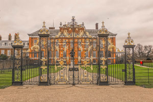 The perfect 2 day London Itinerary - ShegoWandering